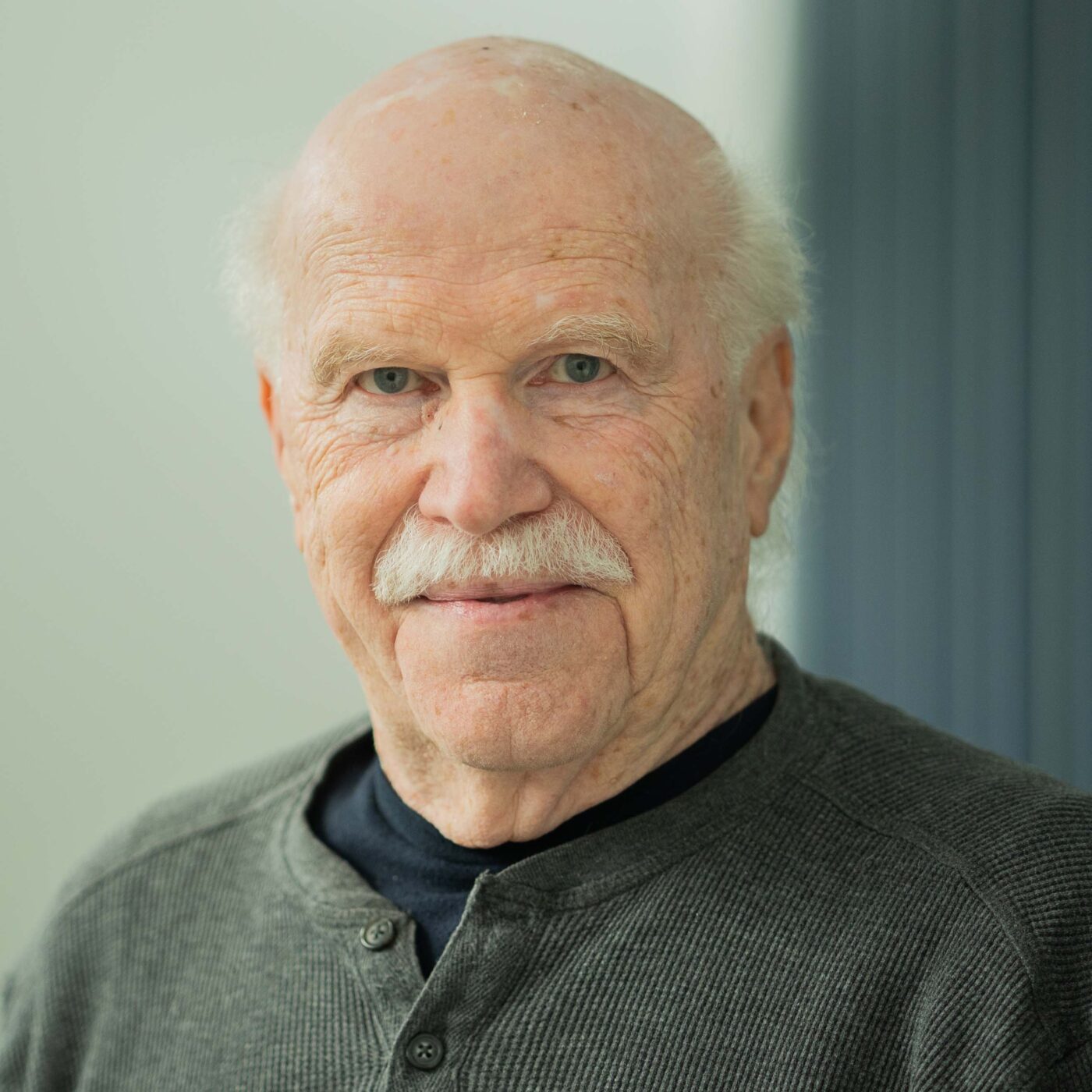 How a ‘Conspiracy Mindset’ Promotes Acceptance of Vaccine ...